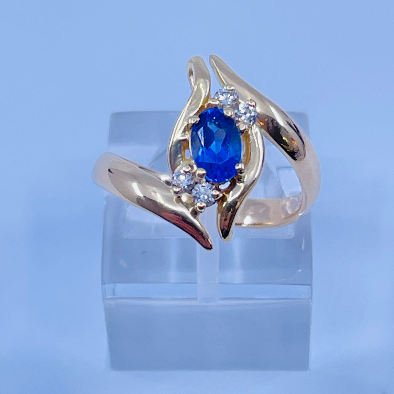 Sun Prairie Jewelry Store | Engagement Rings & More | Prairie Jewelers